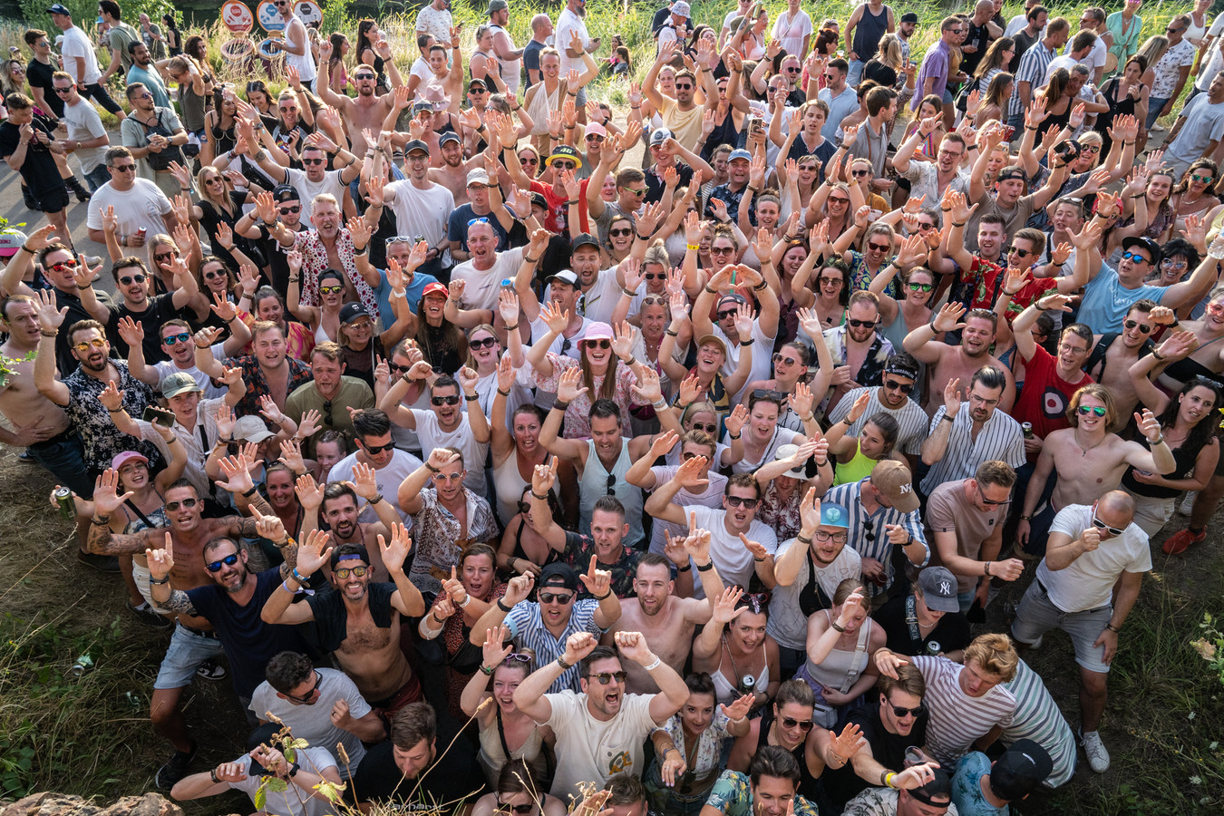 Ronny Retro staat voor het eerst op Tomorrowland: “Ik zweet mezelf ...