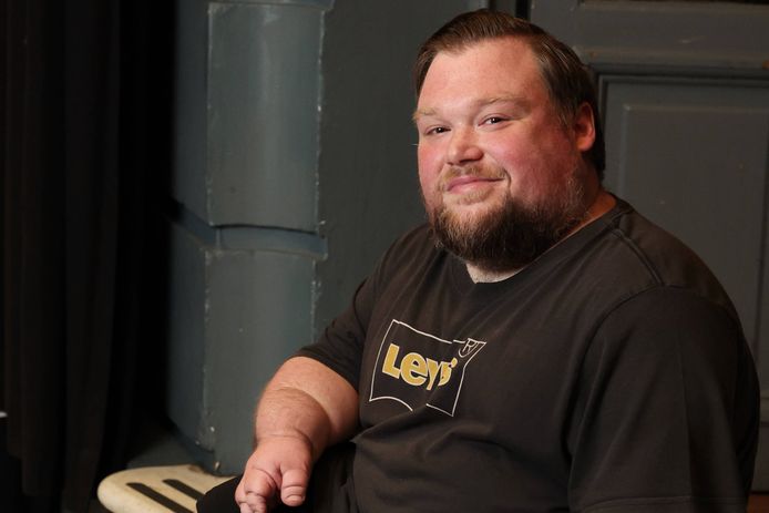 William Boeva kampt met dwangneuroses: “Het volume van mijn tv moet ...