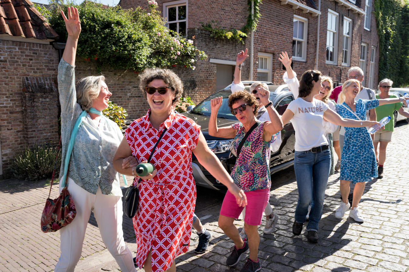 Lachen op commando met Els: ‘Werkt misschien beter dan praten met ...