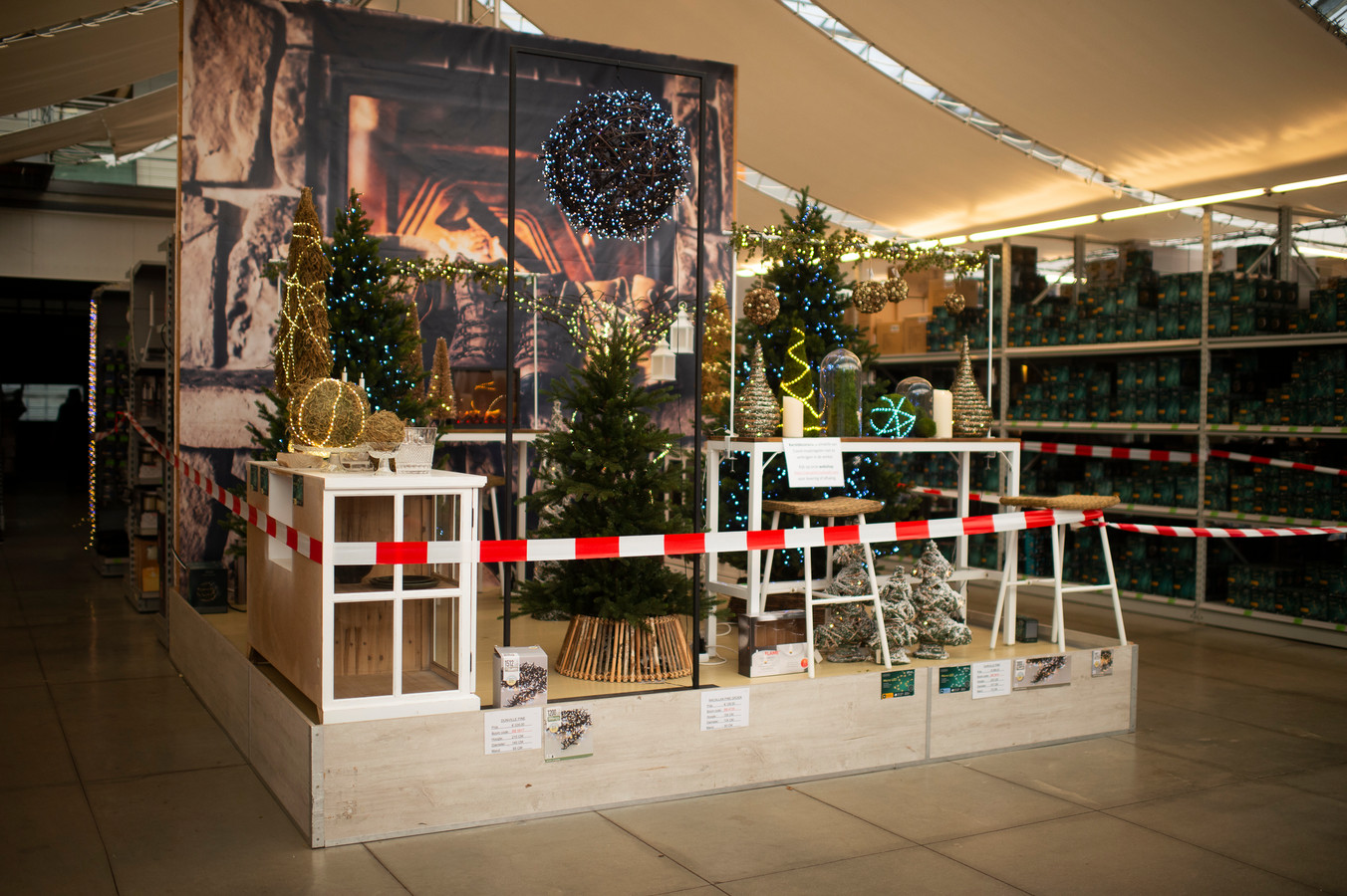 Tuincentrum Van Uytsel sluit alle rekken met niet-essentiële producten ...