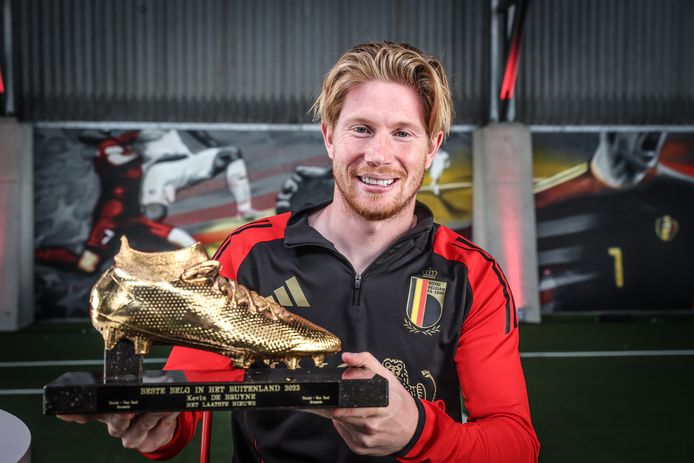 KIJK. Kevin De Bruyne ontvangt Gouden Schoen voor Beste Belg in het ...