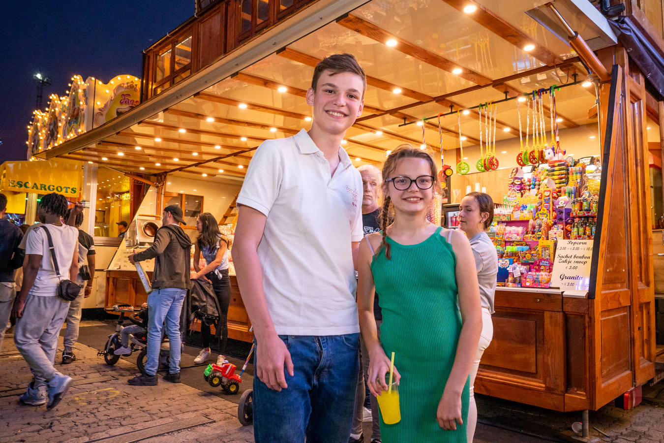REPORTAGE. Met 18 kramen op de Sinksenfoor: voor kermisfamilie Delforge ...