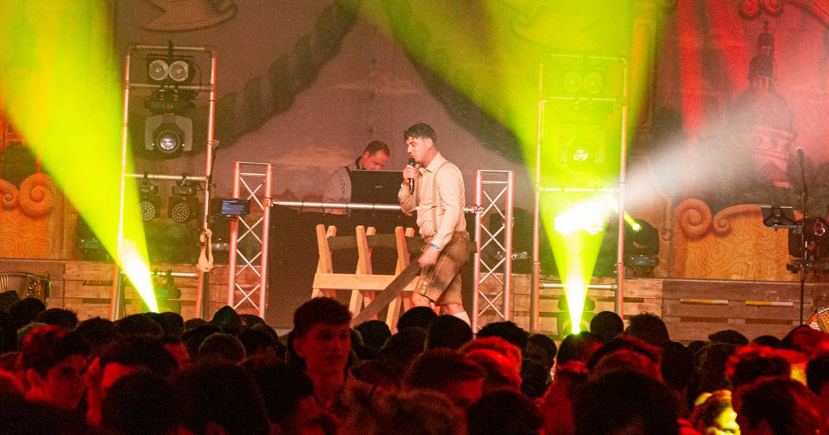 Jodelende fietsenmaker Leon Schipper is de held van Oktoberfest XL in ...