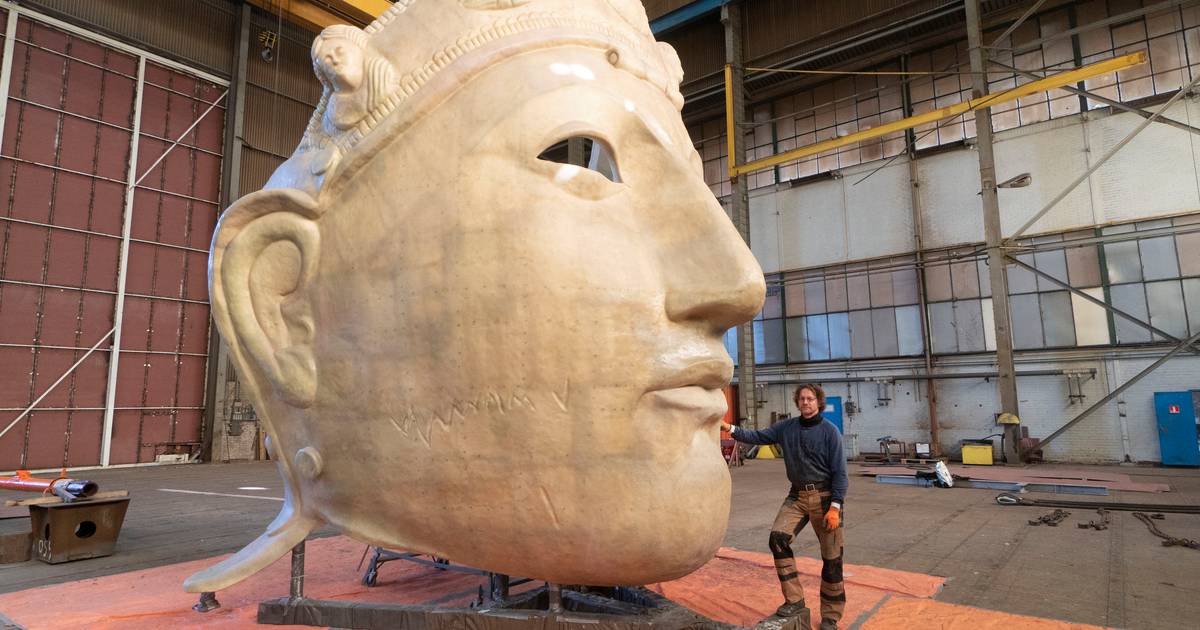 Romeins masker van 6 meter hoog maakt volgend jaar overtocht naar Lent ...