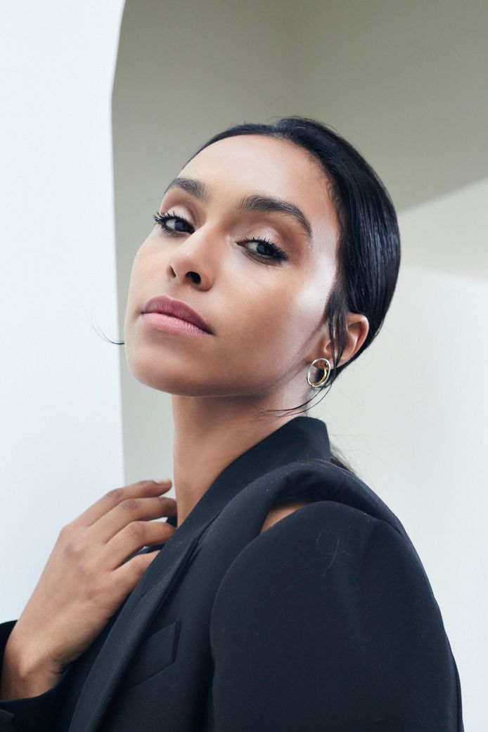 Actrice Nora Gharib was ooit schoonheidsspecialiste: dit zijn haar 4 ...