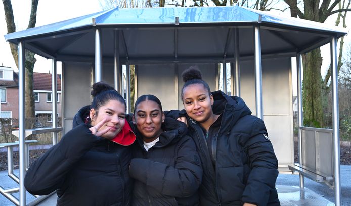 Romaïsa, Wanisha en Lucia kregen het voor elkaar: ‘Onze eigen ...