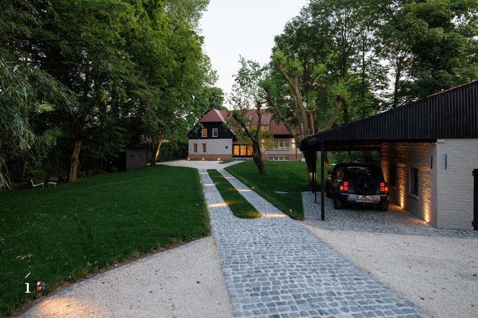 Engelse cottage aan de boorden van de Leie: deze villa combineert een ...