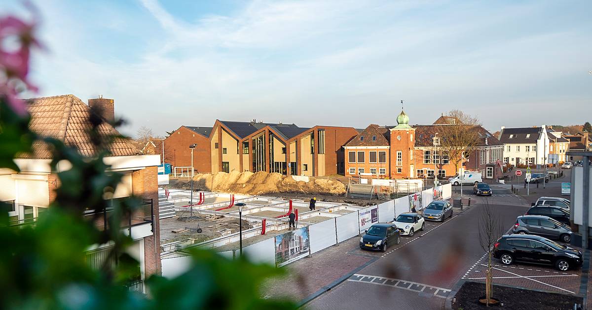 Nog even doorbijten, maar dan heeft Rucphen een dorpsplein om u tegen ...