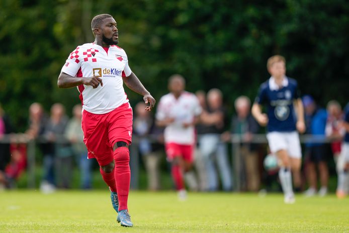 Rol Royston Drenthe bij Kozakken Boys uitgespeeld: ‘Willen zijn ...