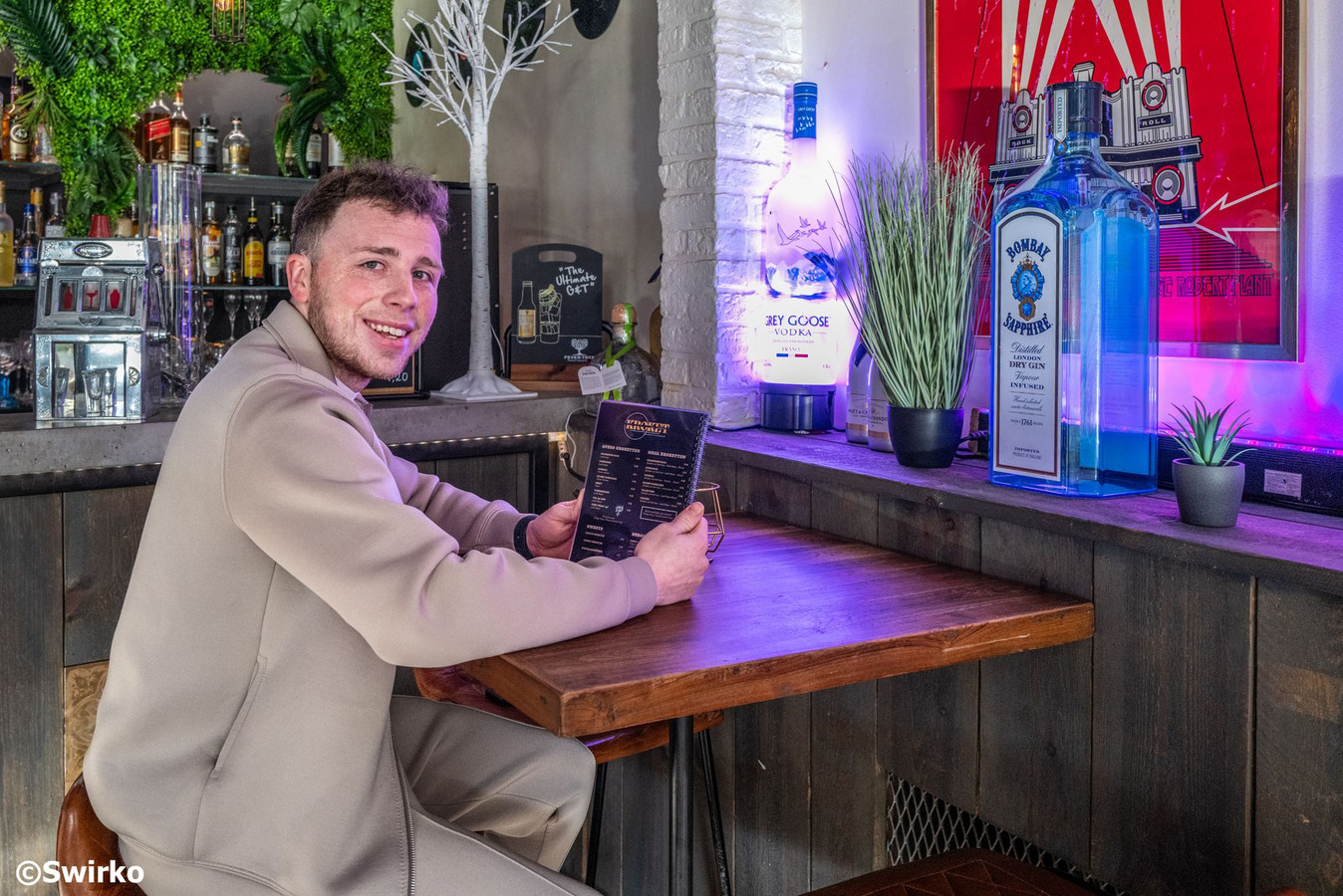 NET OPEN. Lukas (22) start met ‘Kroket’: “Twintig soorten kroketten ...