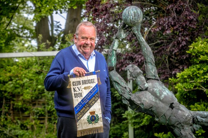 “Pak die gasten bij hun strot!”: deze bekende Club-fans stuwen blauw ...