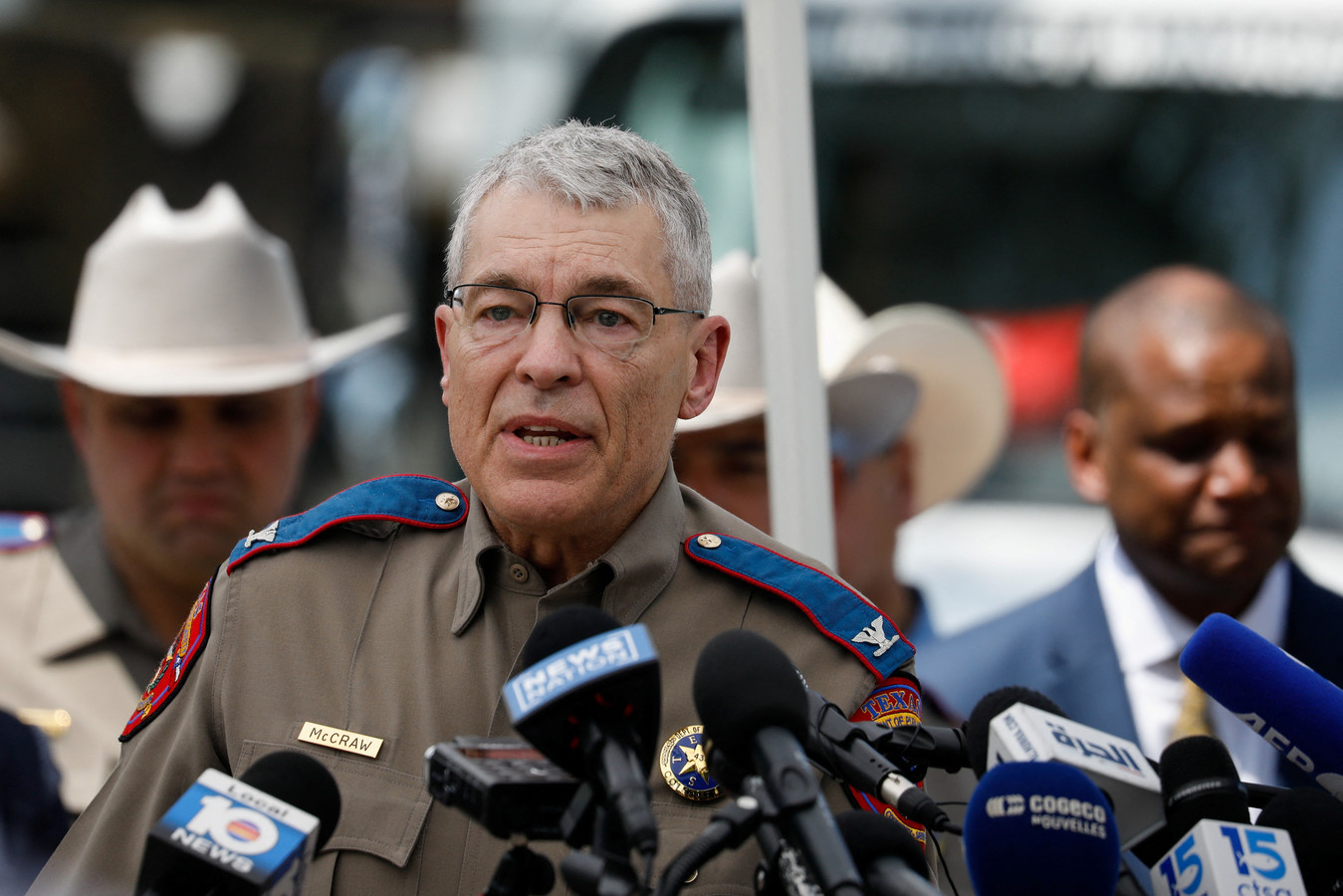 La police texane avoue avoir pris “une mauvaise décision” en n’entrant ...