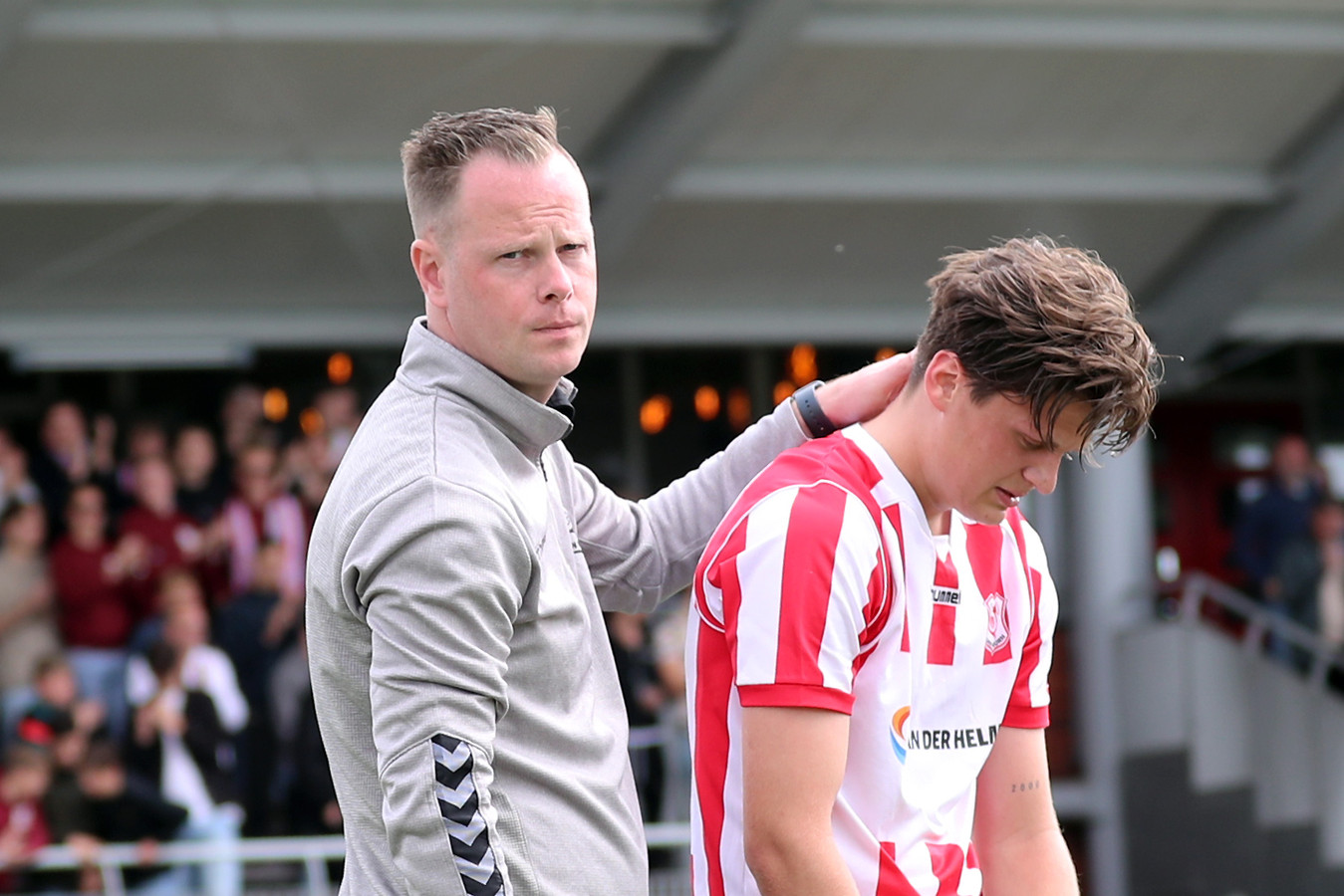 SV Den Hoorn degradeert na zeven jaar uit de eerste klasse: ‘Ik ben er ...
