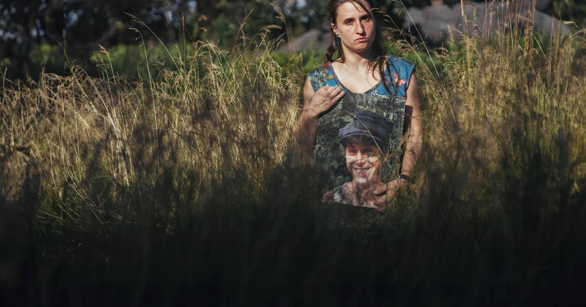 “Hadden die passanten mij niet gevonden, dan was ik nu dood. Net als mijn vriend”: Lotte (38) en ...