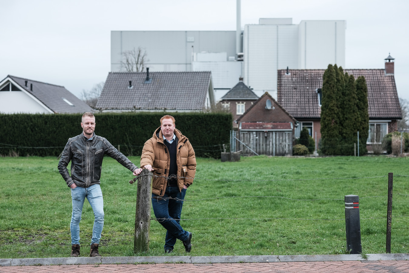 Voetbalvrienden Randy en Dave trekken woningbouw in Halle vlot: ‘We ...