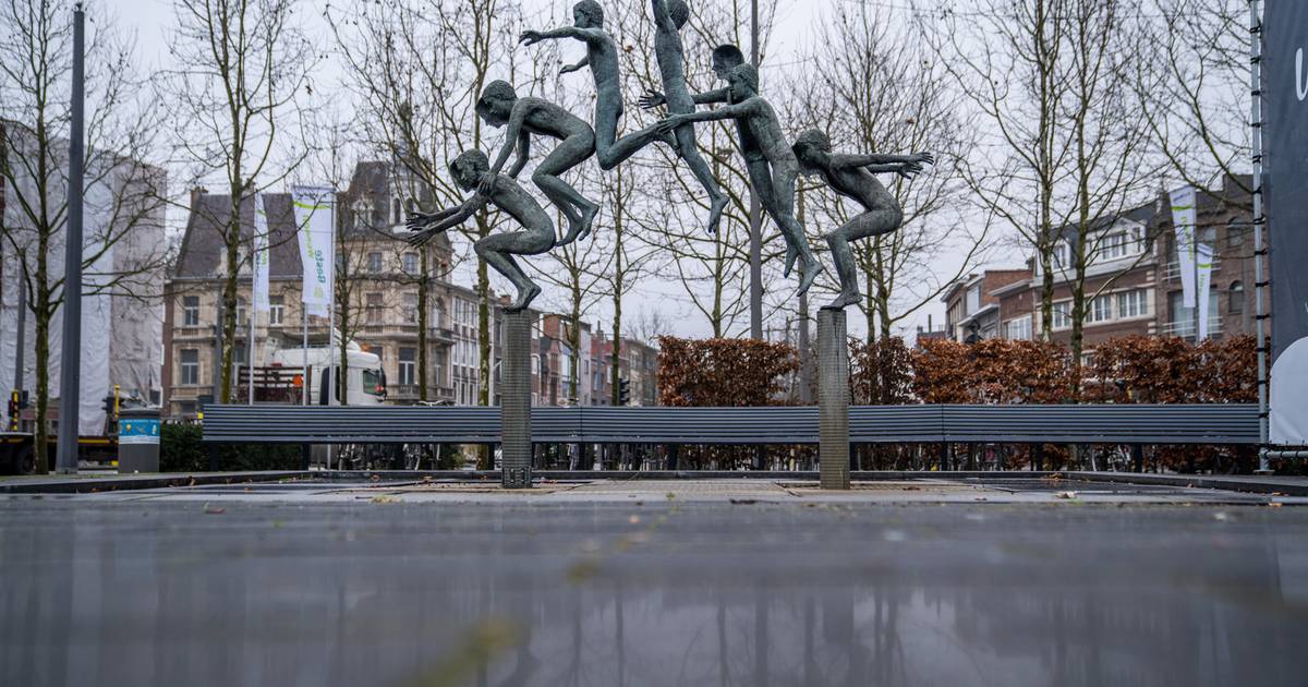 Mortsel denkt niet aan fusie, maar laat deur op een kier: “Stad als ...