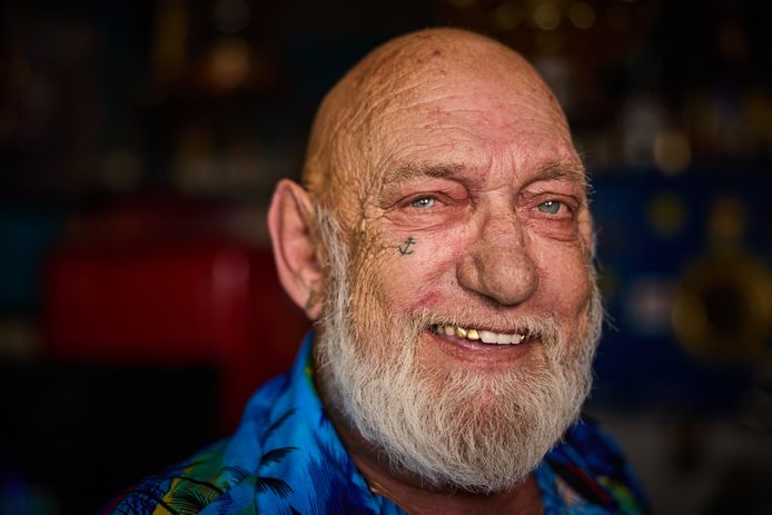 Fans komen naar stamkroeg om internethit Dolle Dries te zien: ‘Dan word ...