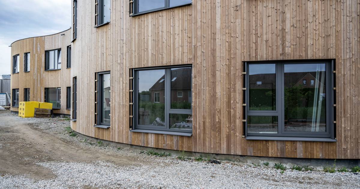 Bouw nieuw woonzorgcentrum De Cocon loopt vertraging op | Dendermonde ...