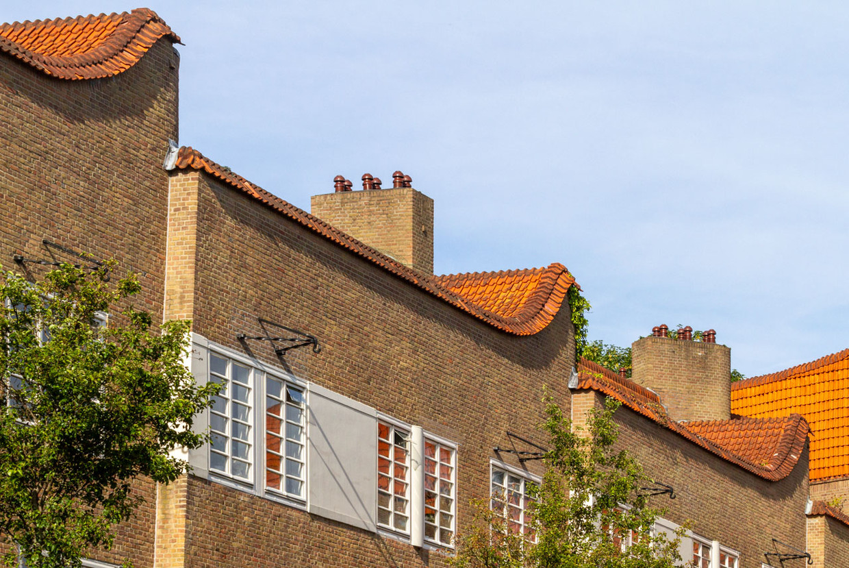 Ronde vormen, puntige daken: architecten van de Amsterdamse School ...