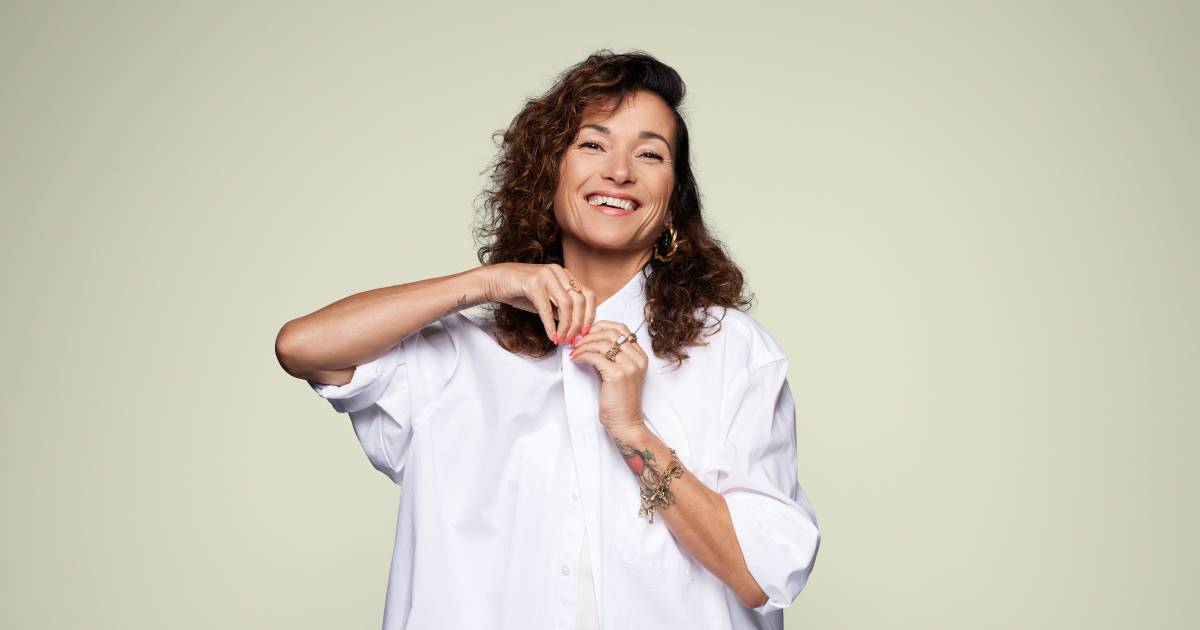 Birgit Schuurman voelt zich helemaal vrij met vriendinnen: ‘We liepen de hele dag naakt rond in ...