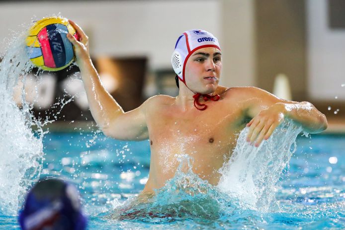 Waterpolo: mannen Ravijn raken vlak voor start competitie sterkhouder ...