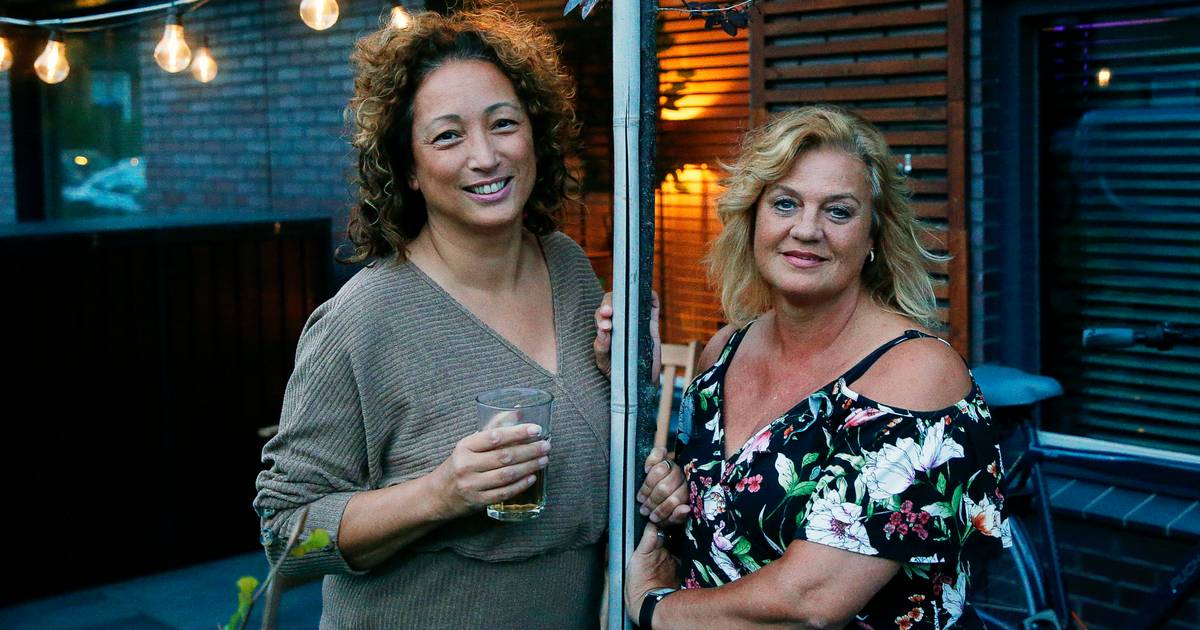 Buren Janet en Mariska zijn goede vriendinnen geworden: ‘Mijn buurvrouw is een parel’ | Leuke ...