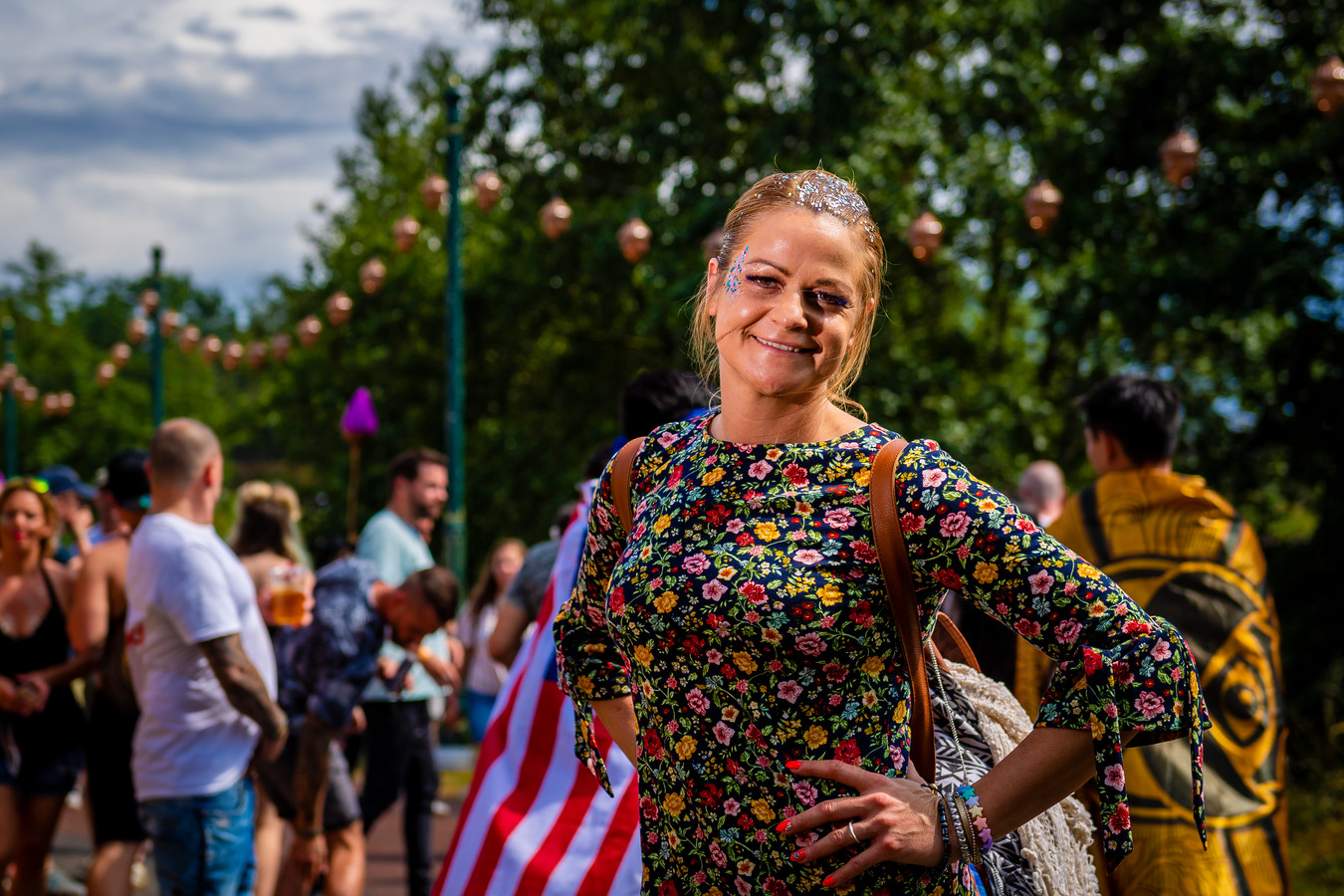 In beeld: de mooiste kapsels van Tomorrowland | Foto | hln.be