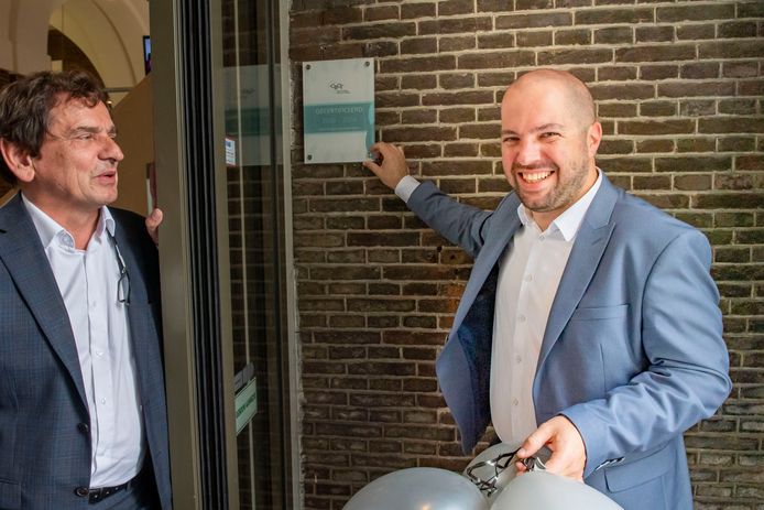 Bibliotheek Schiedam ontvangt opnieuw kwaliteitscertificaat | Waterweg ...