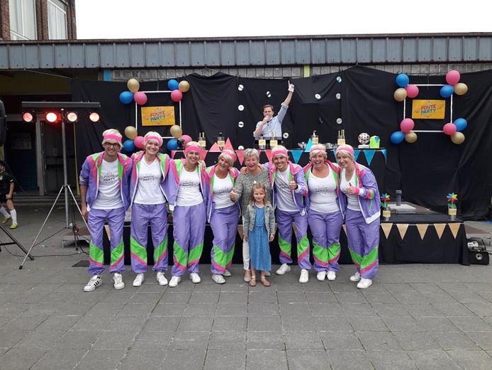 Juf Karin krijgt ‘fout afscheid’ op vrije basisschool Sint-Franciscus ...