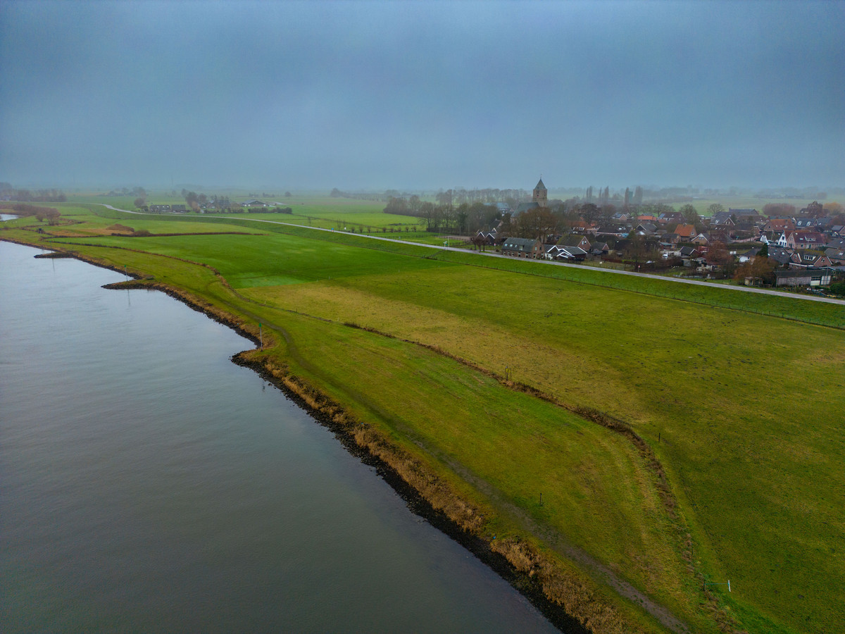 Zalk rijgt ereplaatsen aaneen en is ‘op een na leukste dorp van Europa ...