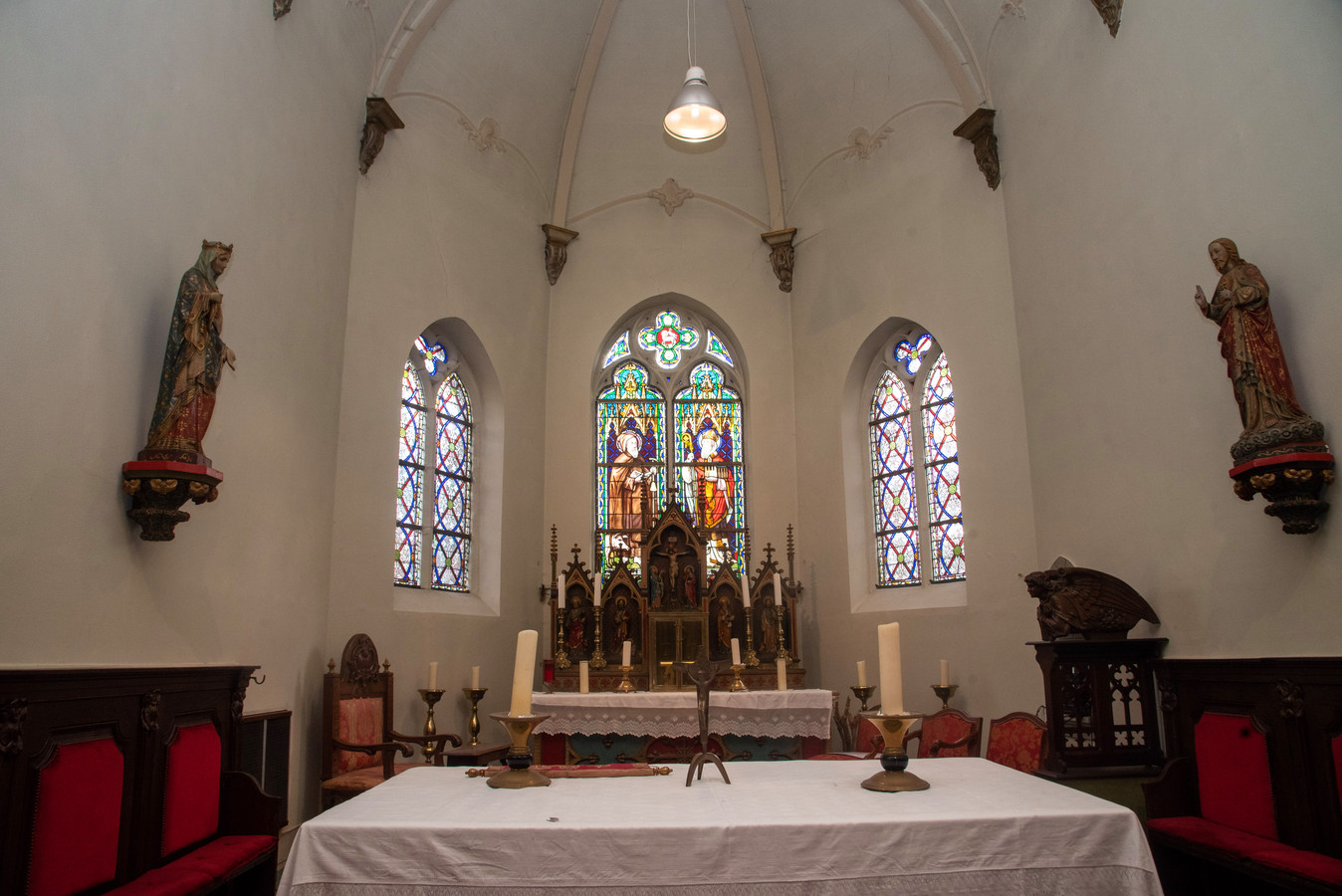 Te huur of te koop vanaf 2023: De Sint-Amanduskerk van Moortsele | Foto ...