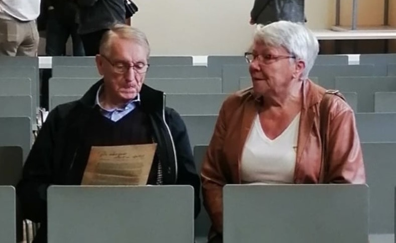 Voormalig gemeentesecretaris en dorpsdichter Leonard Segers op 75 ...