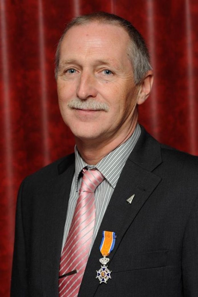 Koninklijk lintje voor Rien van der Veeke | Oosterhout | bndestem.nl