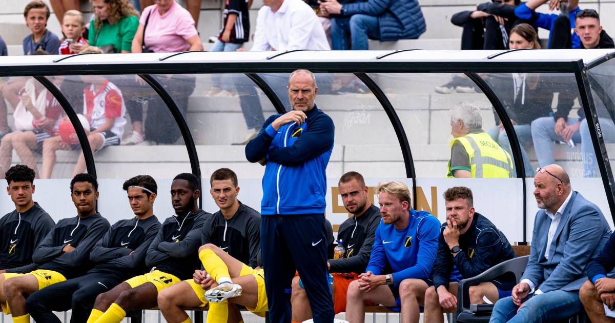 NAC loopt tegen zijn grenzen aan: ‘Mijn selectie is niet in staat om ...