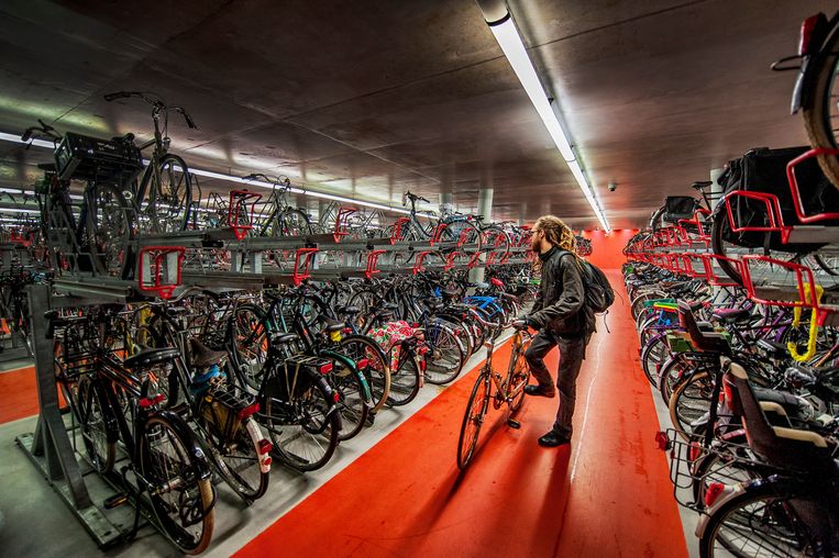 345 miljoen euro voor nieuwe fietssnelwegen en duizenden extra ...