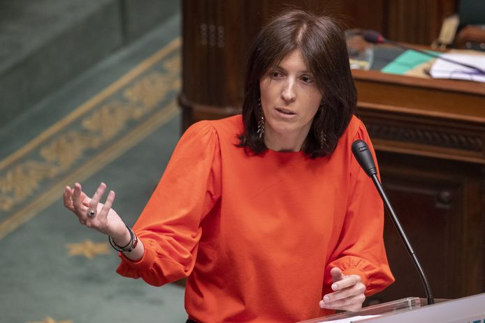 Alexia Bertrand pas opposée à la reprise des discussions sur la réforme ...