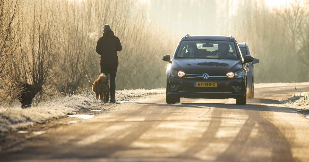 Pas op: opnieuw gladde wegen door vorst, sneeuw en ijzel | Binnenland ...