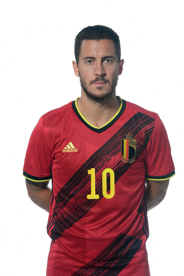 Le nouveau maillot des Diables Rouges officiellement dévoilé | Foto ...