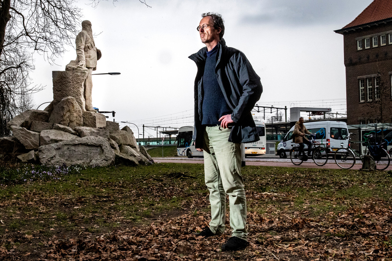 Komt er een tweede standbeeld van de omstreden president Steyn ...