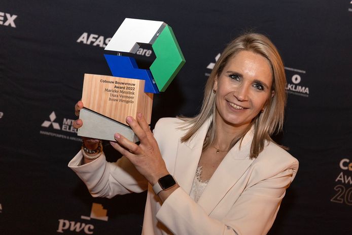 Marieke Mentink uit Deurningen is Bouwvrouw van het Jaar: op kantoor nu ...