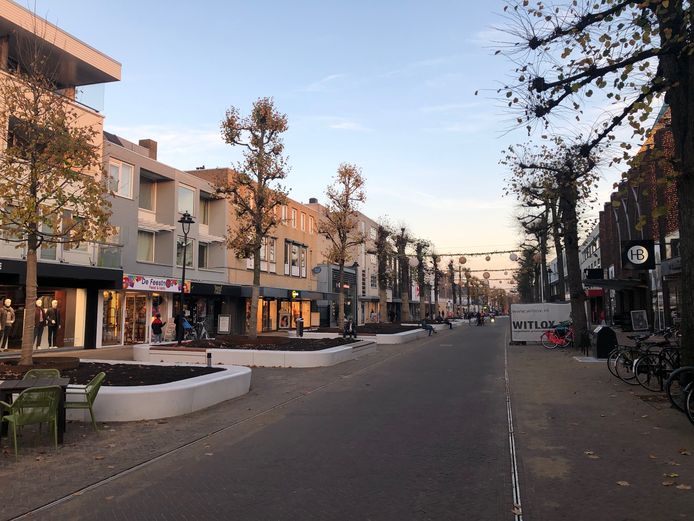 Te pompeus of juist gezellig? Meningen over vernieuwd centrum Uden wisselen | Uden, Veghel e.o ...