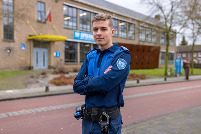 ‘Als je niets kunt, word je boa, het zijn mislukte agenten’: toen ...