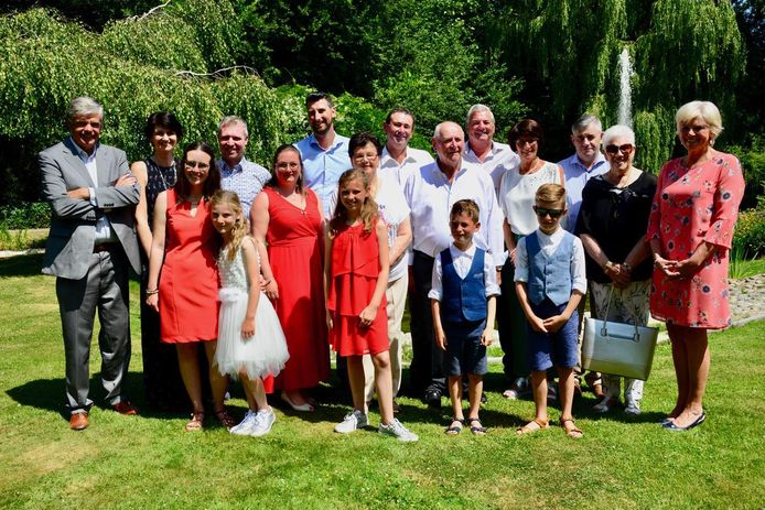 Cyriel en Lilly vieren briljanten huwelijksjubileum | Knokke-Heist | hln.be