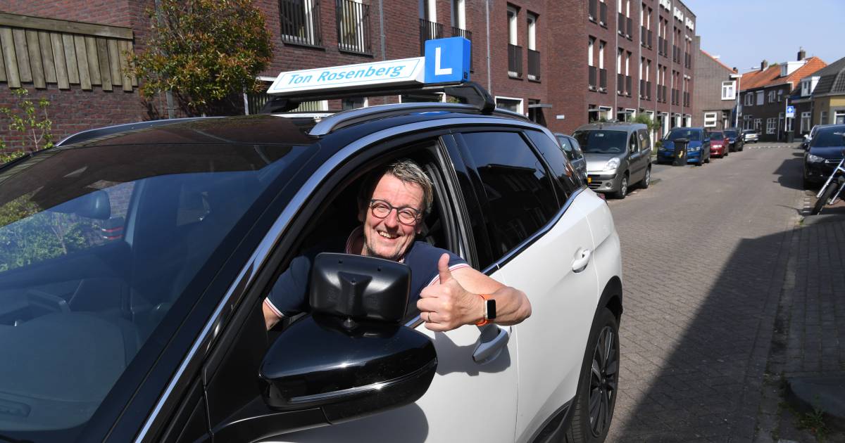 Vandaag weer rijles? Dat wordt veel poetsen en niet met drie personen ...