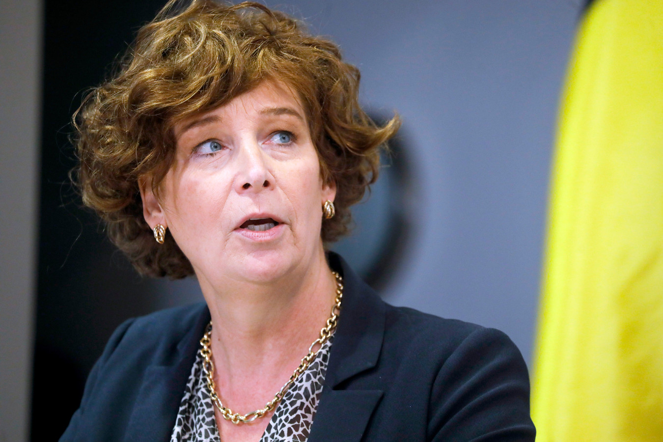 Petra De Sutter invite bpost à revoir sa décision | Foto | 7sur7.be