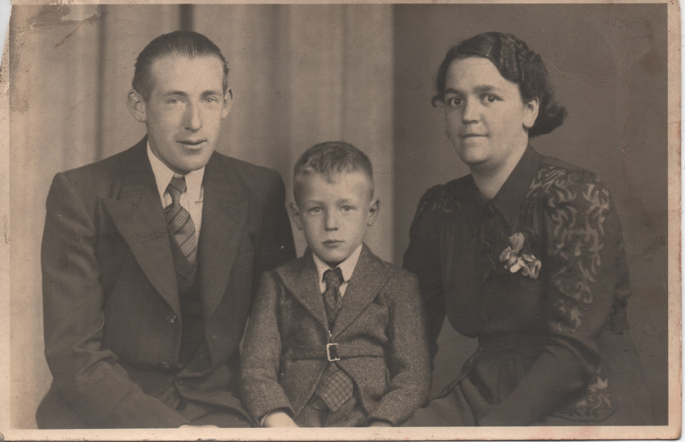 Zoektocht om 88 oorlogsslachtoffers van Gilze en Rijen een gezicht te ...