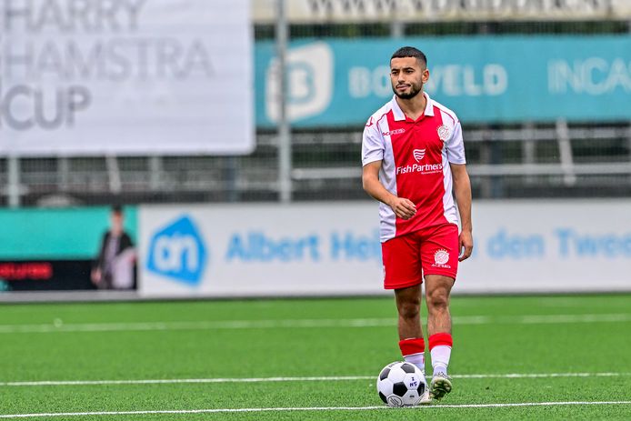 ‘Afhaker’ wordt afmaker: Afaker bejubeld bij ‘Vogels’ nadat hij in ...