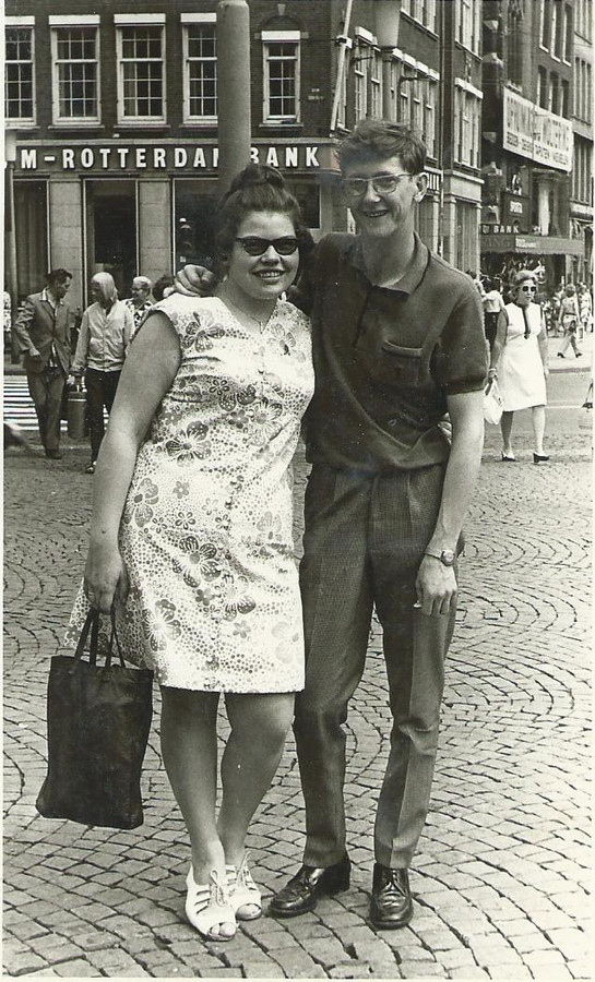 Kermisliefdes in Helmond: Henk viel voor Maria in de rij voor de ...