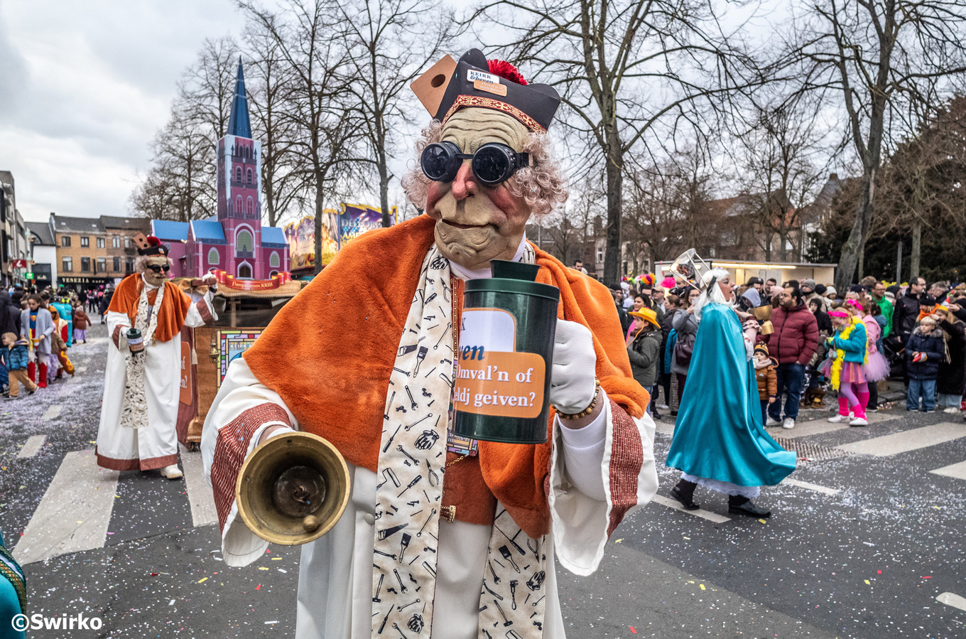 TERUGBLIK. Dit was de eerste dag van Aalst carnaval | Foto | hln.be
