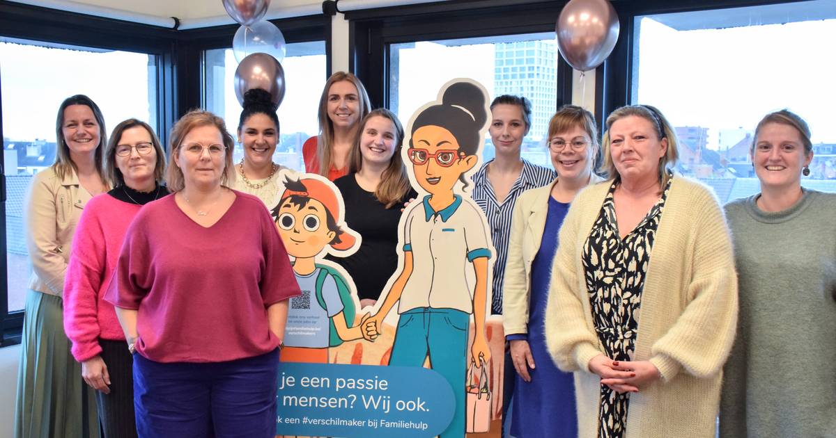 Team kraamzorg van Familiehulp viert 20ste verjaardag | Turnhout | hln.be